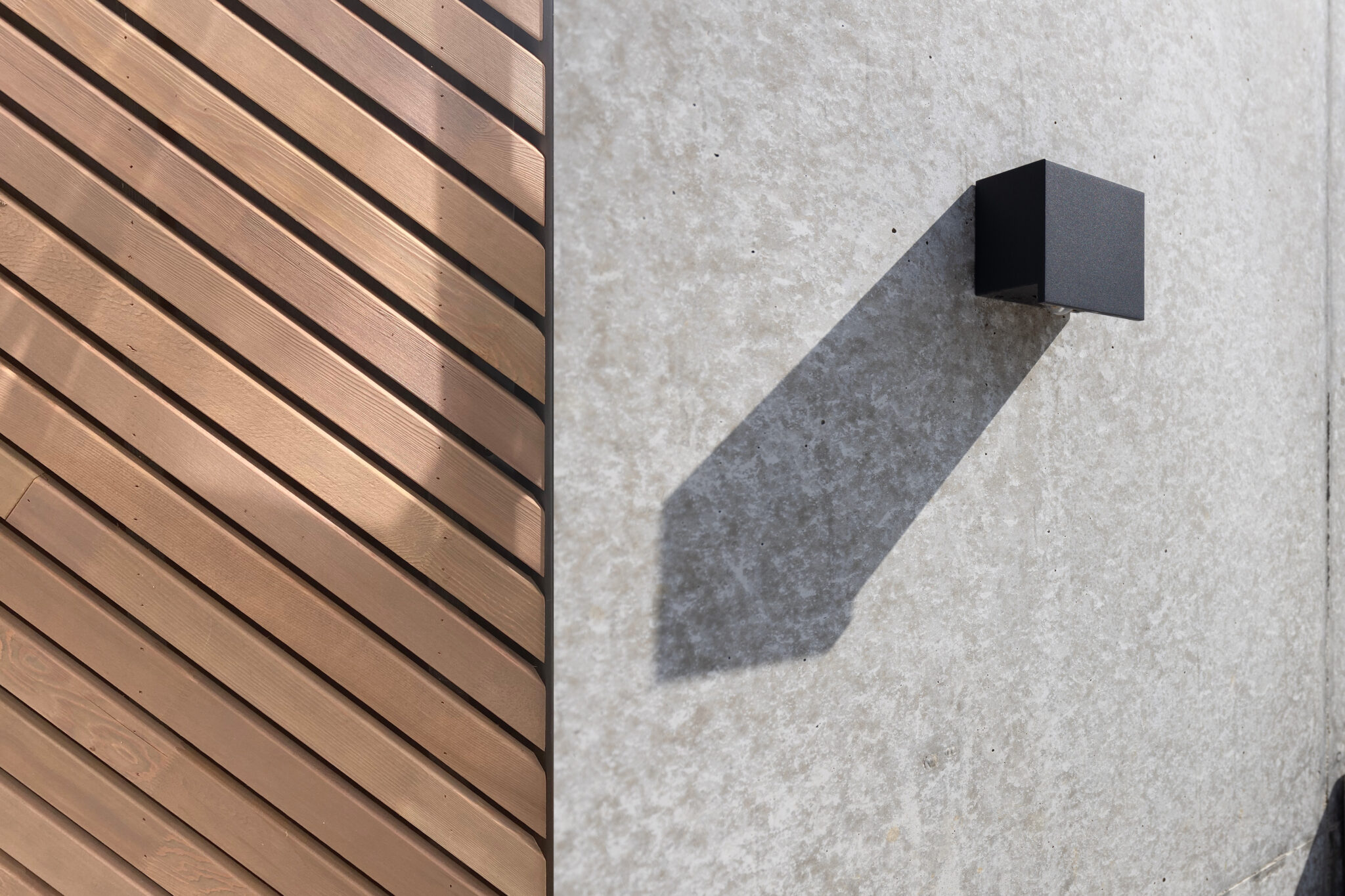 Guide to Modern Facade Systems for Your Home - Saharchitects